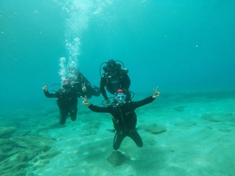 Deep water scuba diving - SEA WORLD SCUBA & SPORT CLUB